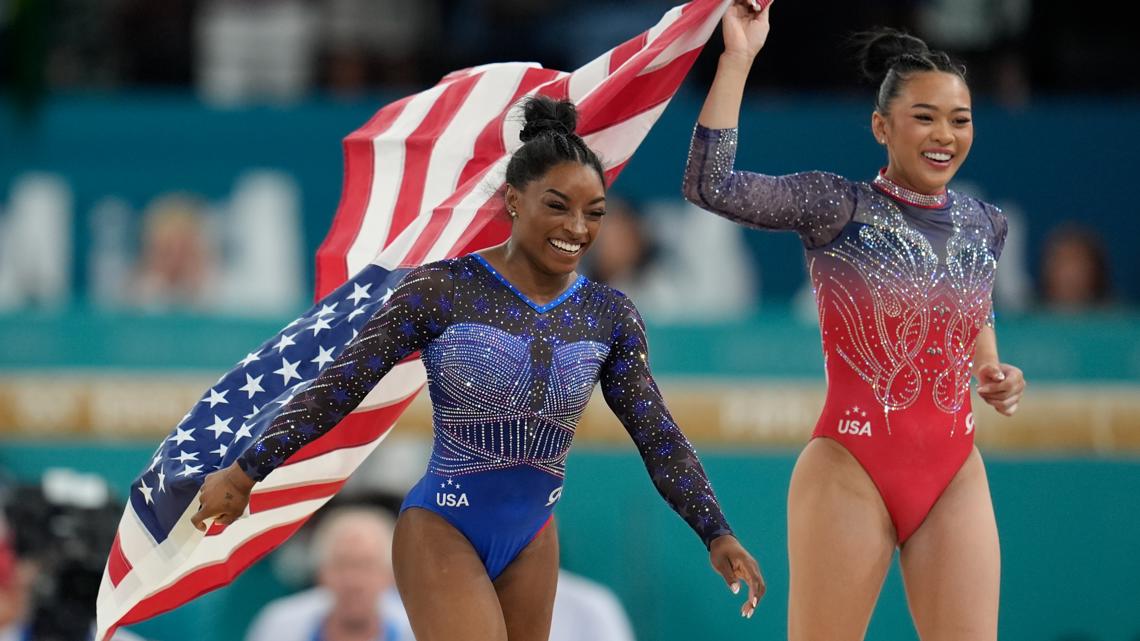 Simone Biles gana medalla de oro en gimnasia integral | 12news.com