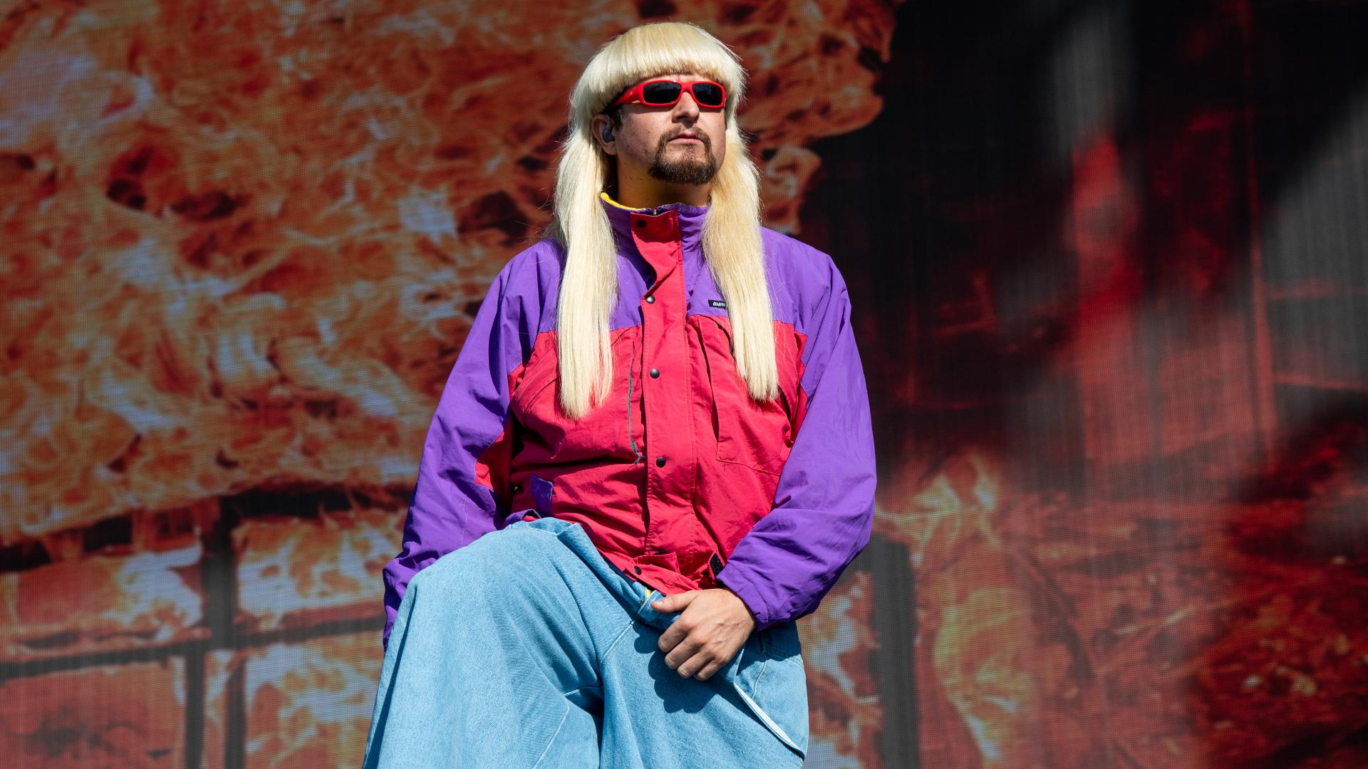 Oliver Tree, singer behind 'Life Goes On' and 'Miss You,' dies at 32 ...