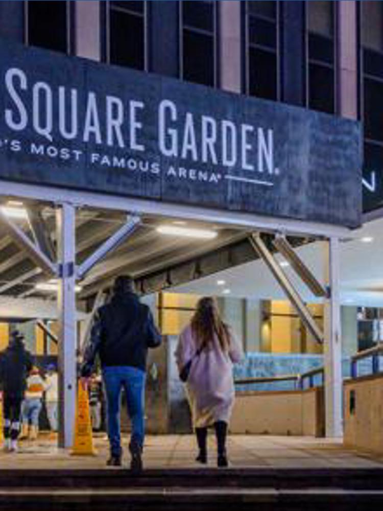 Concertgoer falls to his death during sold-out show at Madison Square ...