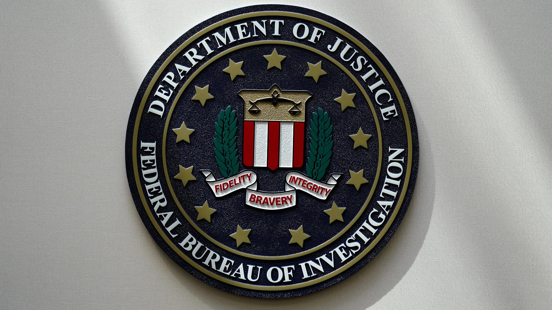 FBI: Bomb threats sent to polling locations are linked to Russia ...