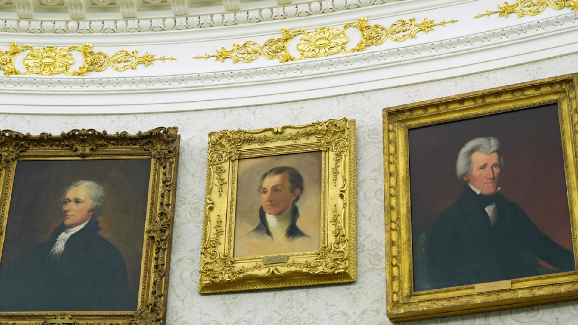 Trump revamps Oval Office with golden touches | 12news.com