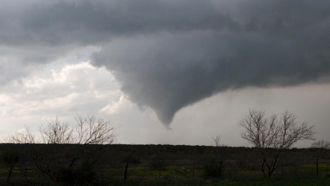 Watch vs. Warning: What those severe weather alerts mean | 12news.com