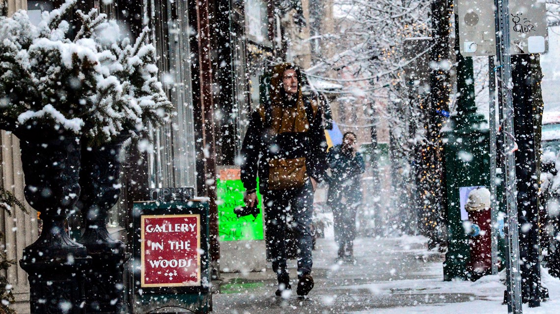 What is Bomb cyclone? | Winter storm warnings across Eastern US ...