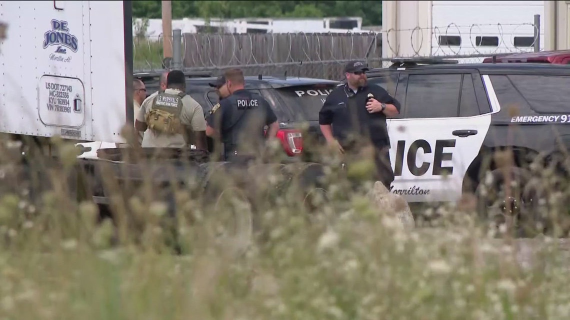 Who is Stacy Lee Drake? Timeline of fugitive's criminal history ...