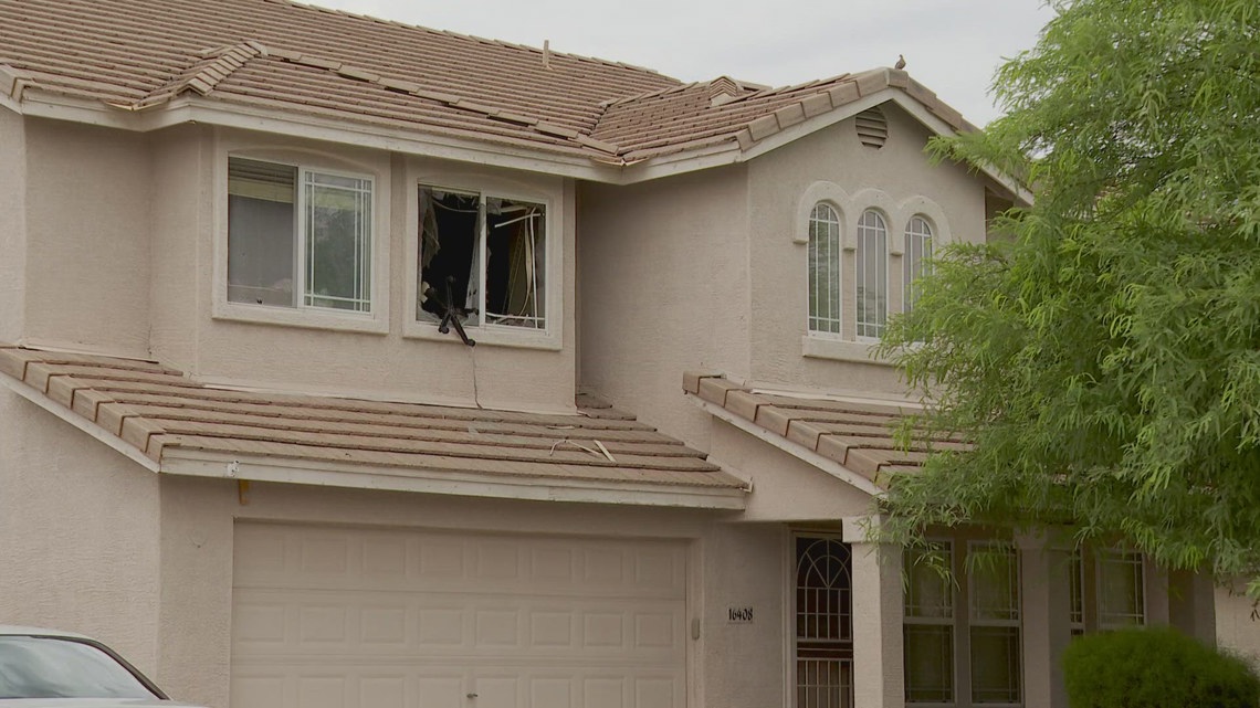 Police: Child intentionally set house on fire in Surprise | 12news.com