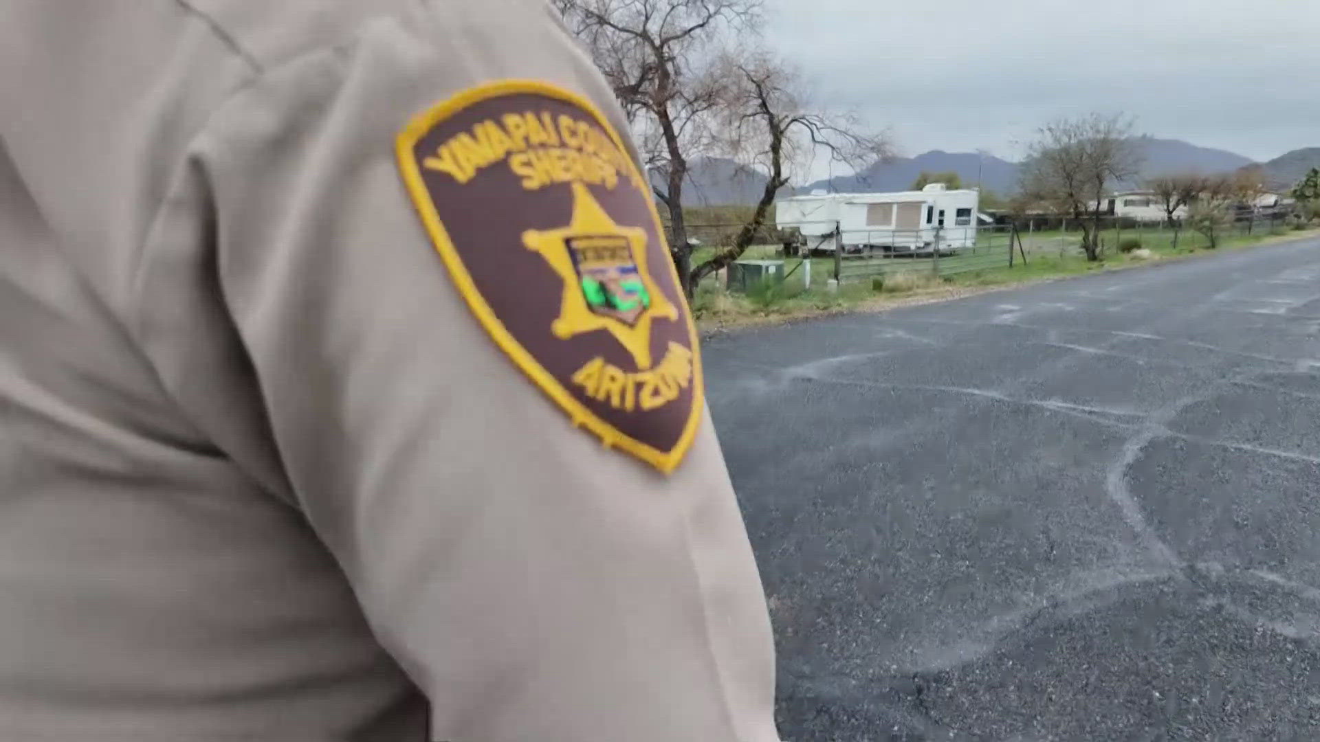 2 babies found left alone in Arizona home with no power, parents taken ...