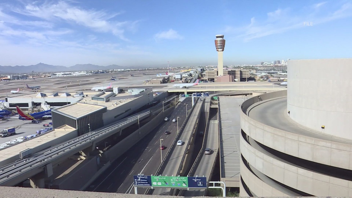 Flight delays at Phoenix Sky Harbor due to staffing shortages, FAA says ...