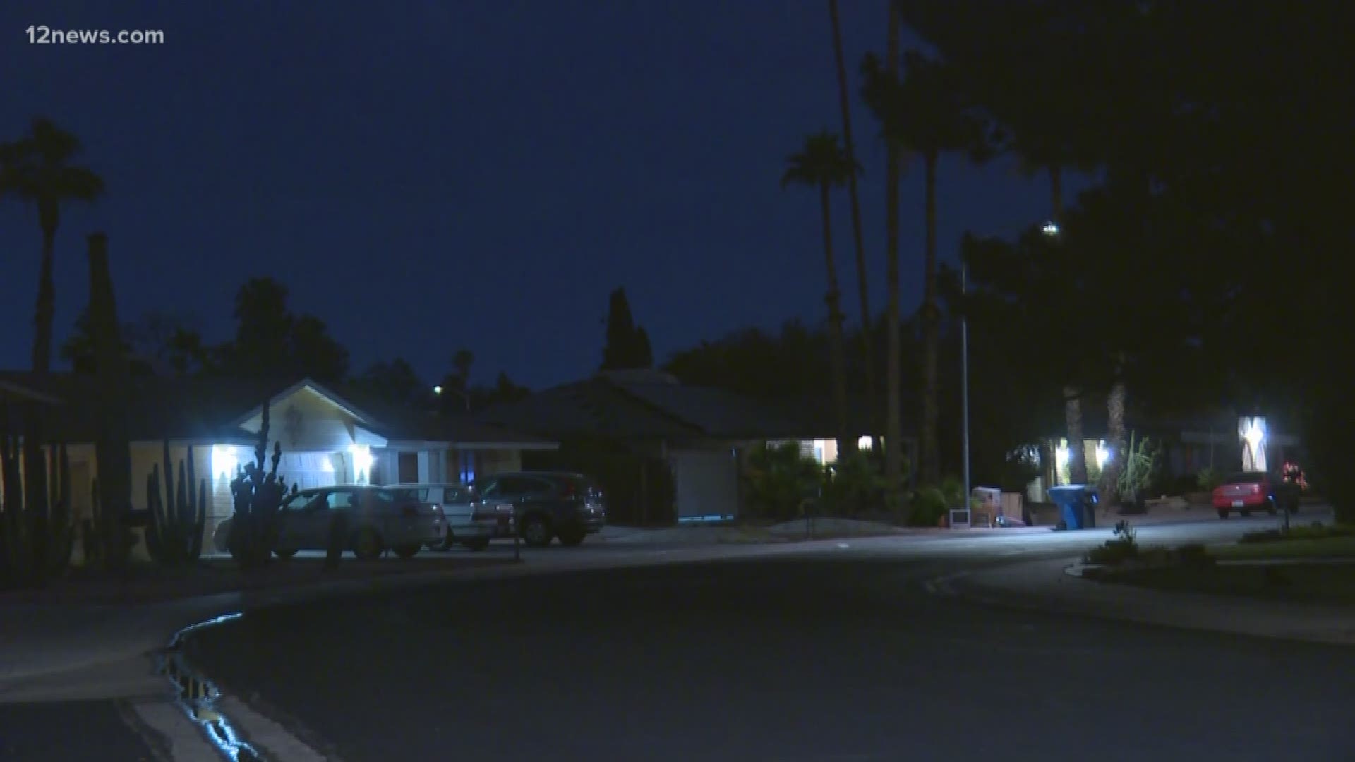 Valley neighborhoods targeted by fake utility workers | 12news.com