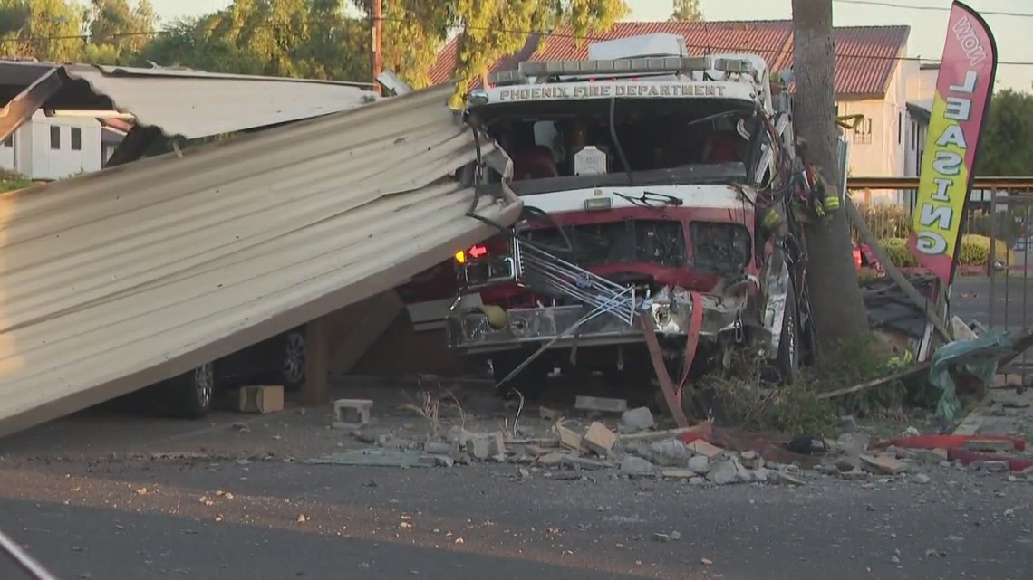 Multiple injuries in crash involving Phoenix fire truck | 12news.com