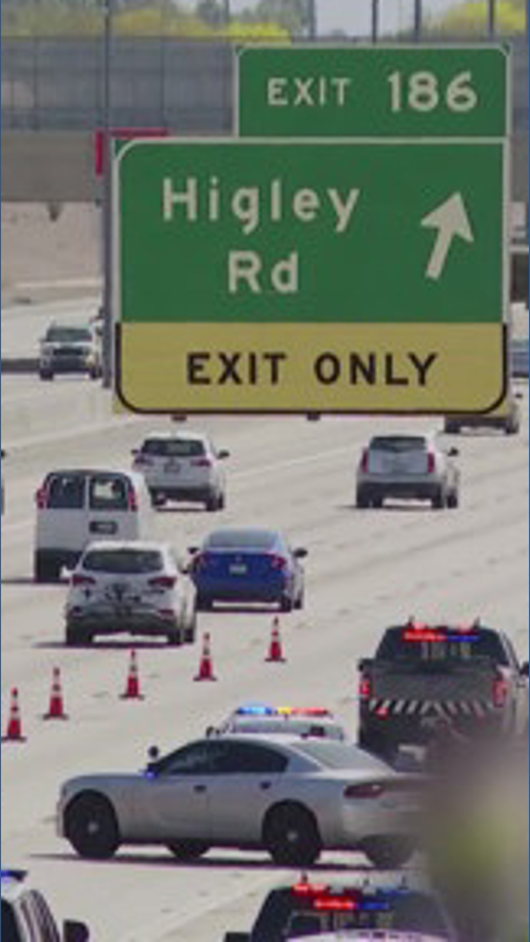 Woman killed after running into oncoming traffic along eastbound US 60 ...