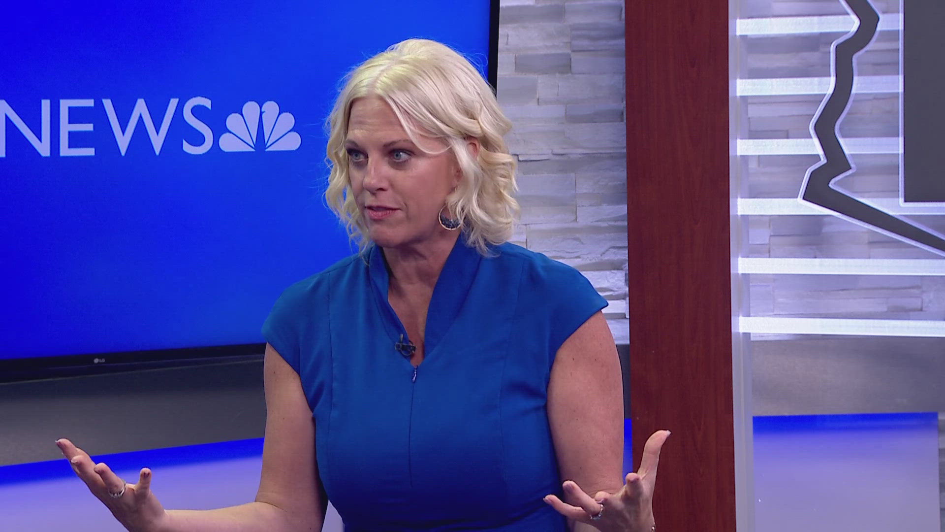 Arizona is cutting food stamps for the poor, while school voucher costs ...