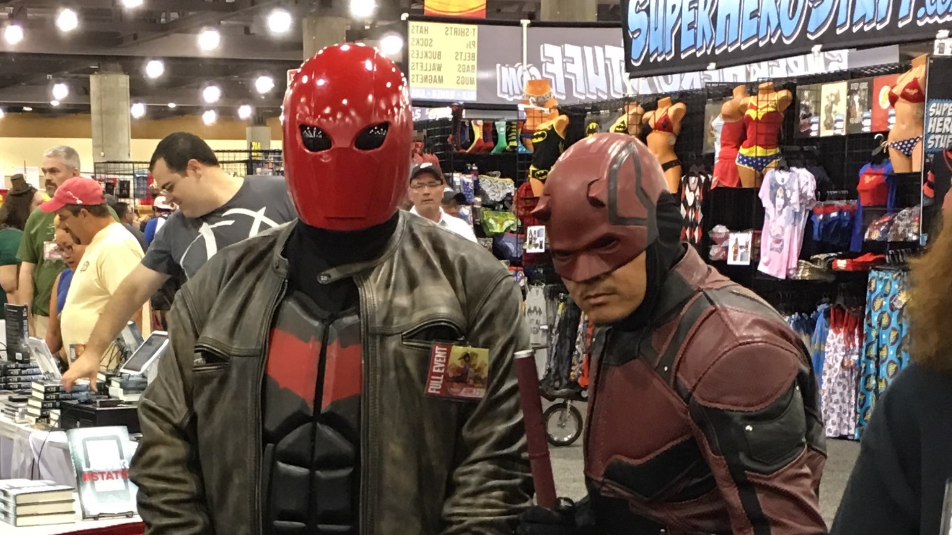 Phoenix Fan Fusion social media updates | 12news.com