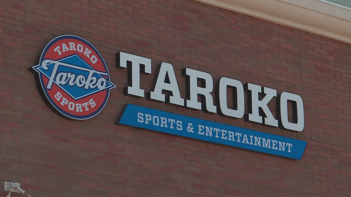 Taroko Sports brings high-tech batting cages, games to Mesa | 12news.com