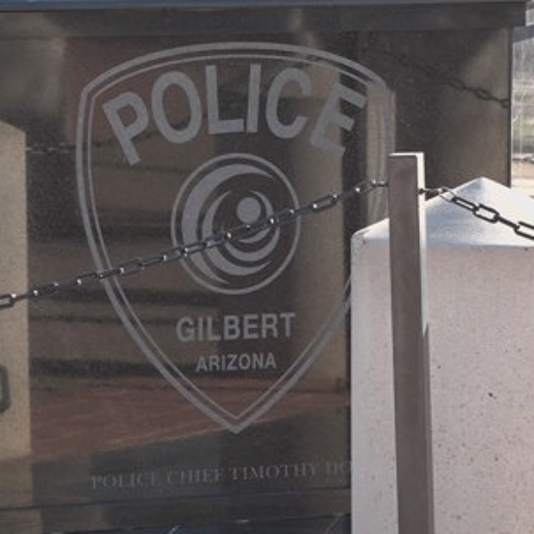 Gilbert PD investigating stabbing involving juveniles | 12news.com