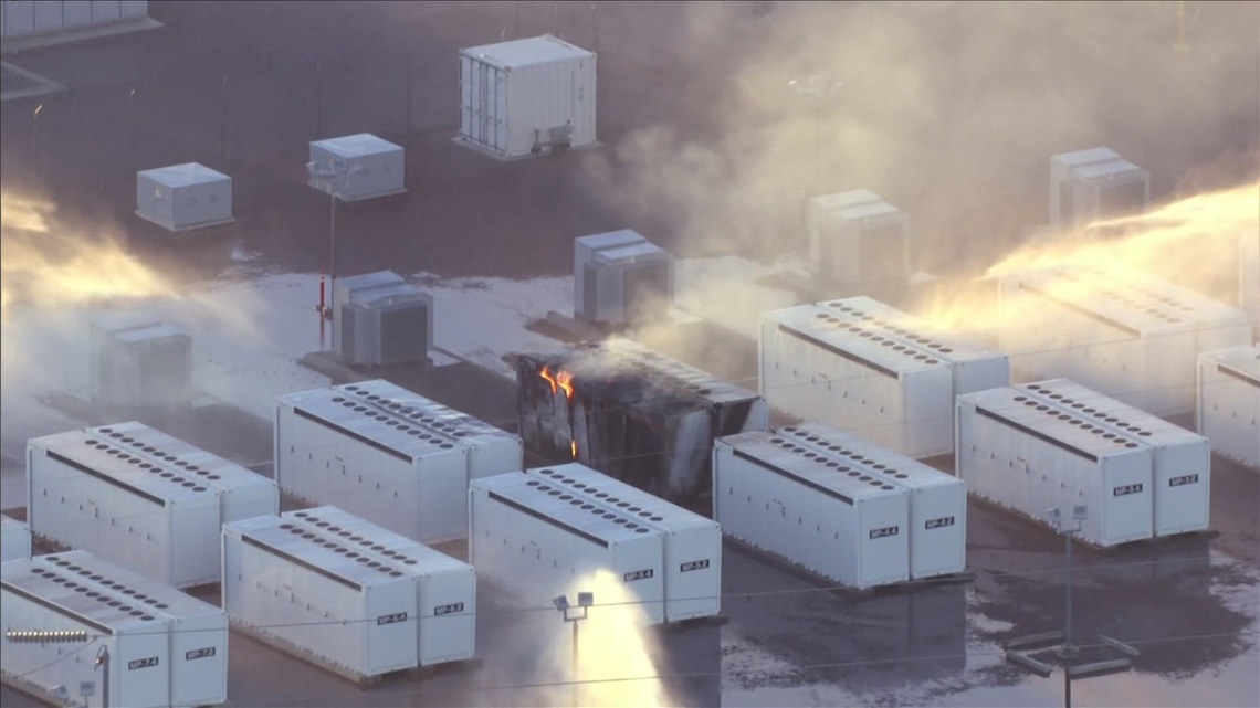 Peoria battery storage fire prompts extended operation | 12news.com