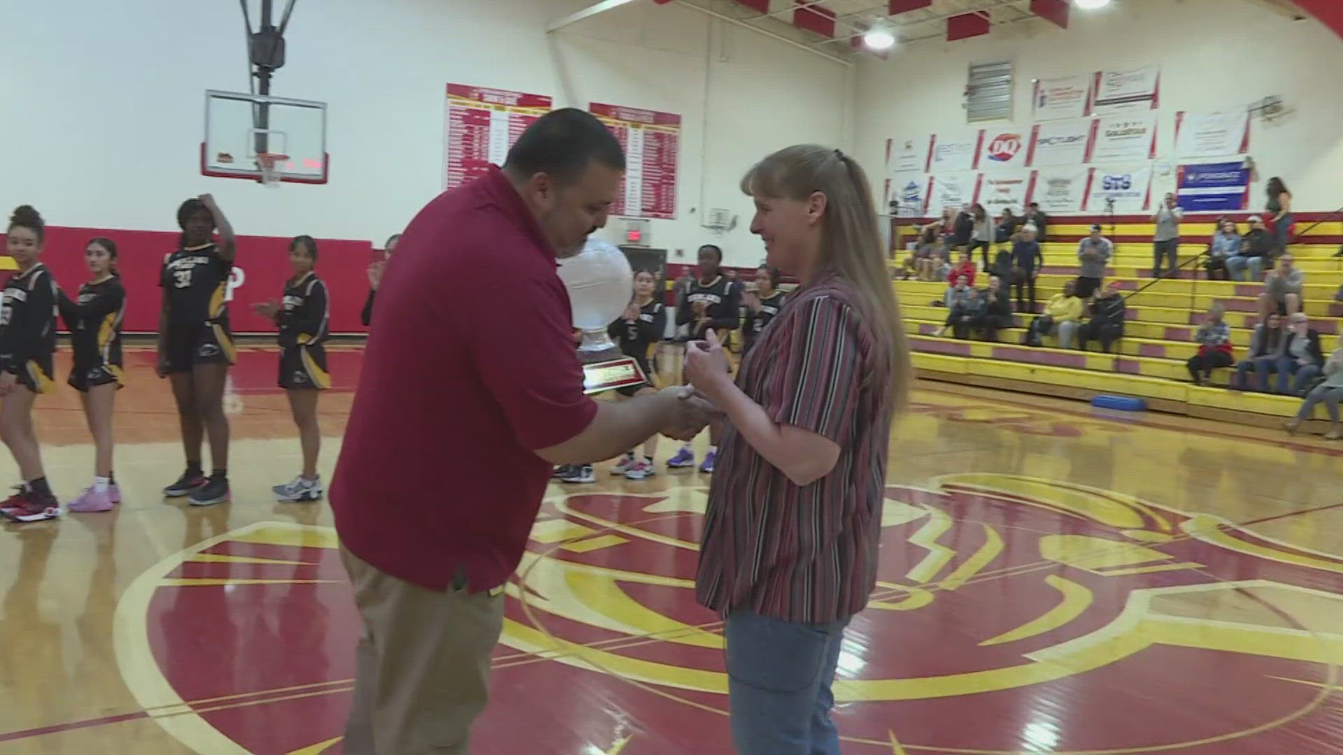 Coach crowned as Arizona's winningest girls' basketball coach with 834 ...