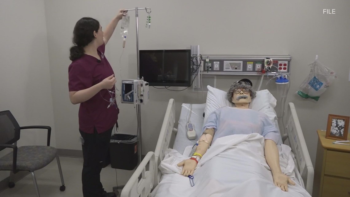 New grant to help with shortage of Arizona nurses | 12news.com