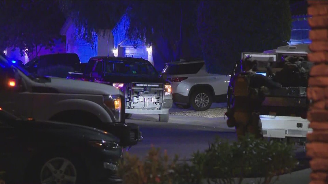 Barricade situation in Waddell ends with suspect's arrest | 12news.com
