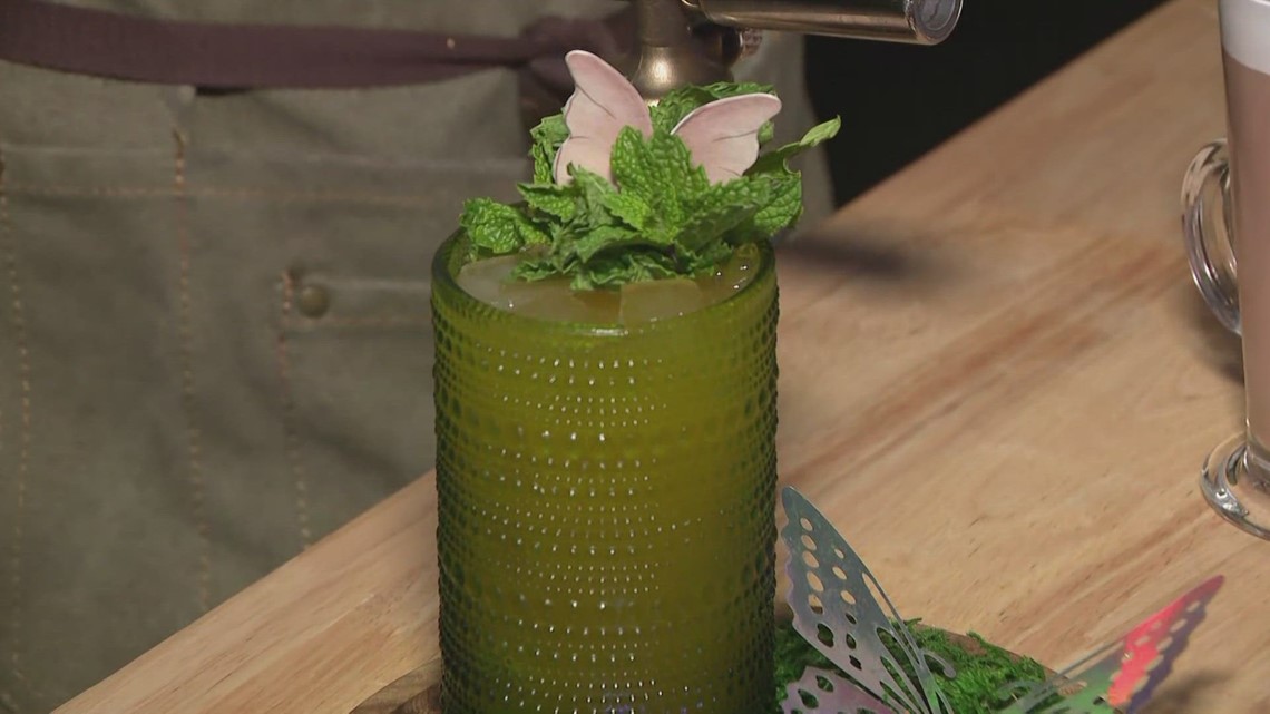 Ember Lounge offers a unique holiday experience | 12news.com