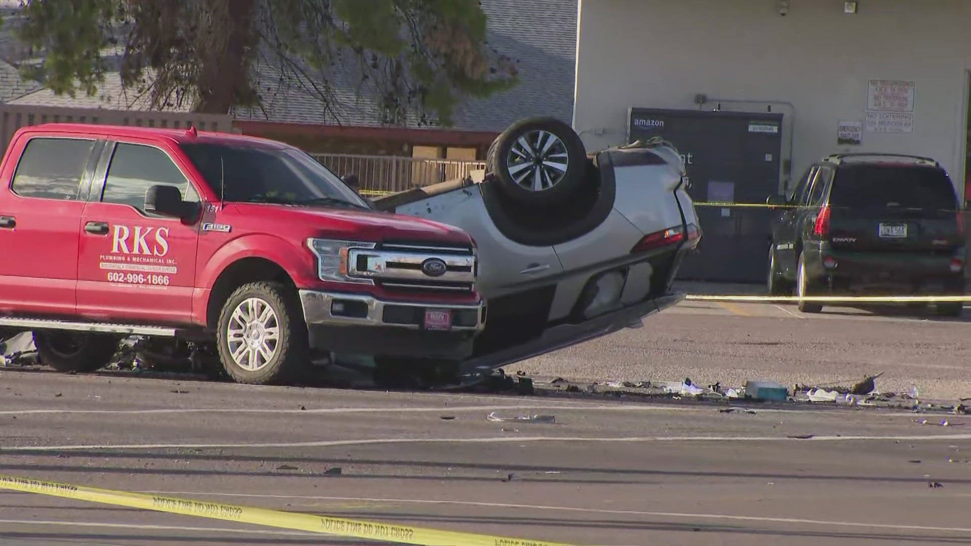 Deadly rollover crash in north Phoenix | 12news.com