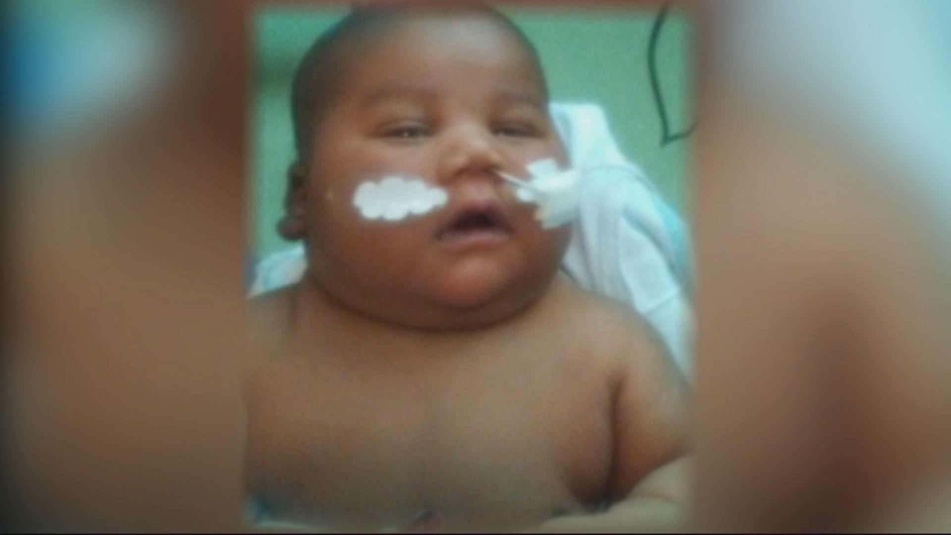 PHOTOS: Woman gives birth to 14-pound baby | 12news.com