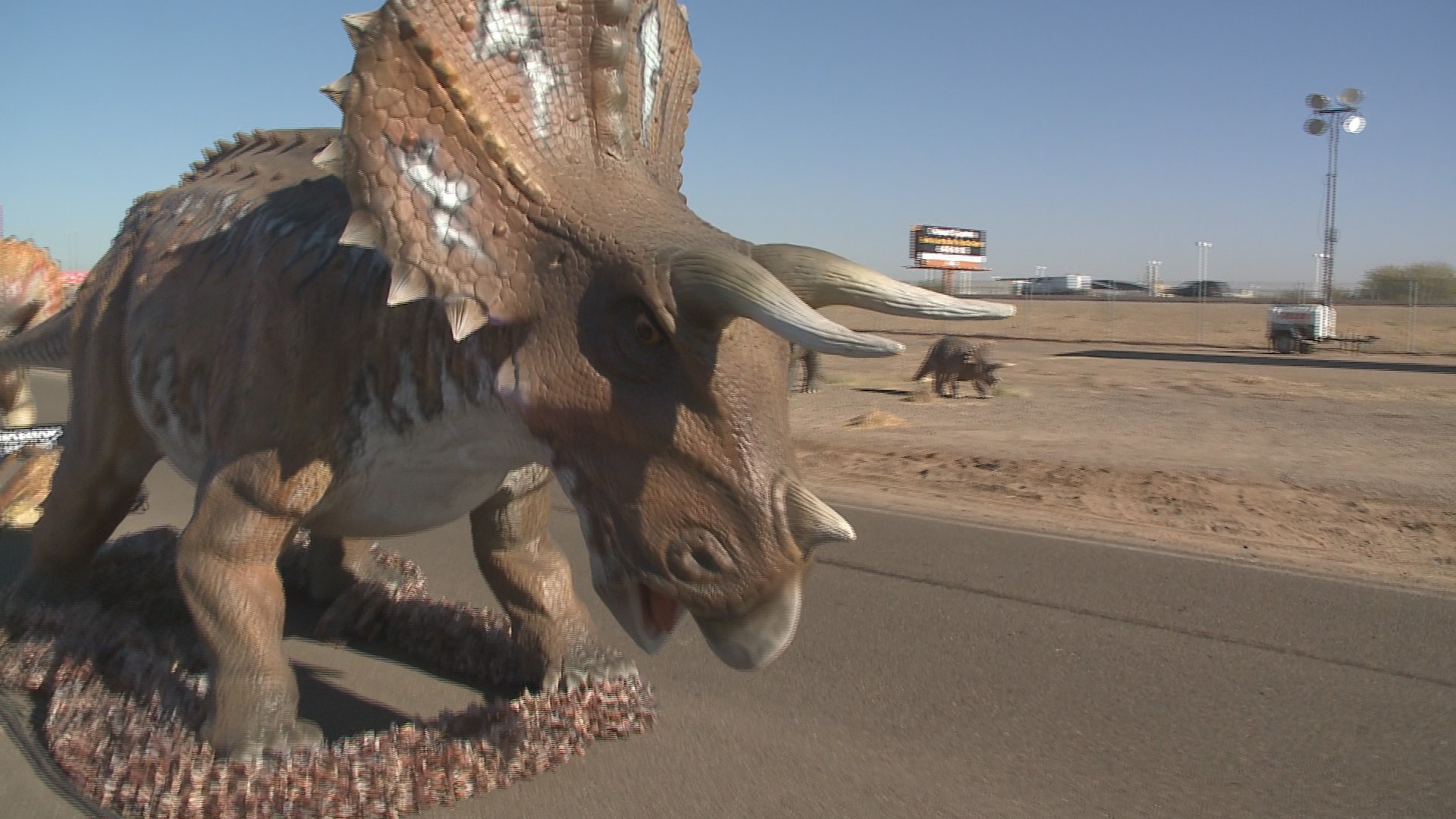 Dinosaur Drive-Thru brings life-size animatronic dinos to Chandler ...