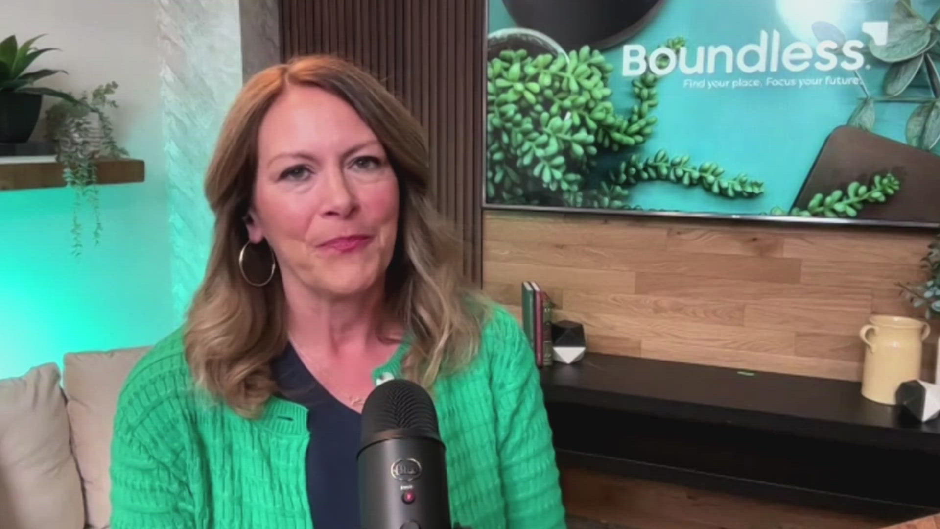 The More You Know: Interview with Lisa Anderson during National Singles ...