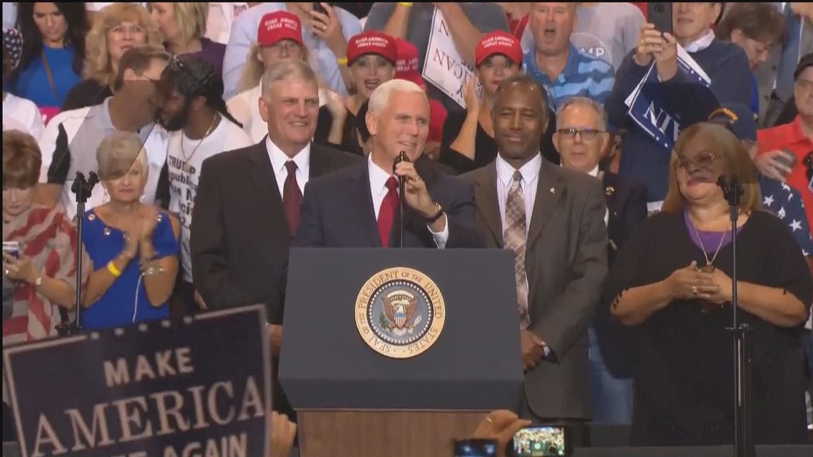 PHOTOS: Inside the Phoenix Trump rally | 12news.com