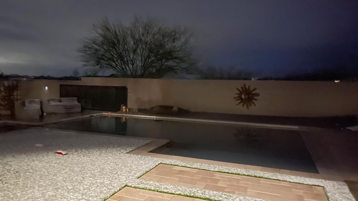 Snow falls in parts of Phoenix area during March winter storm | 12news.com