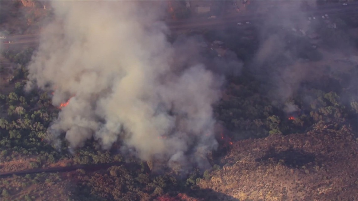 Rose fire evacuations lifted in Wickenburg | 12news.com