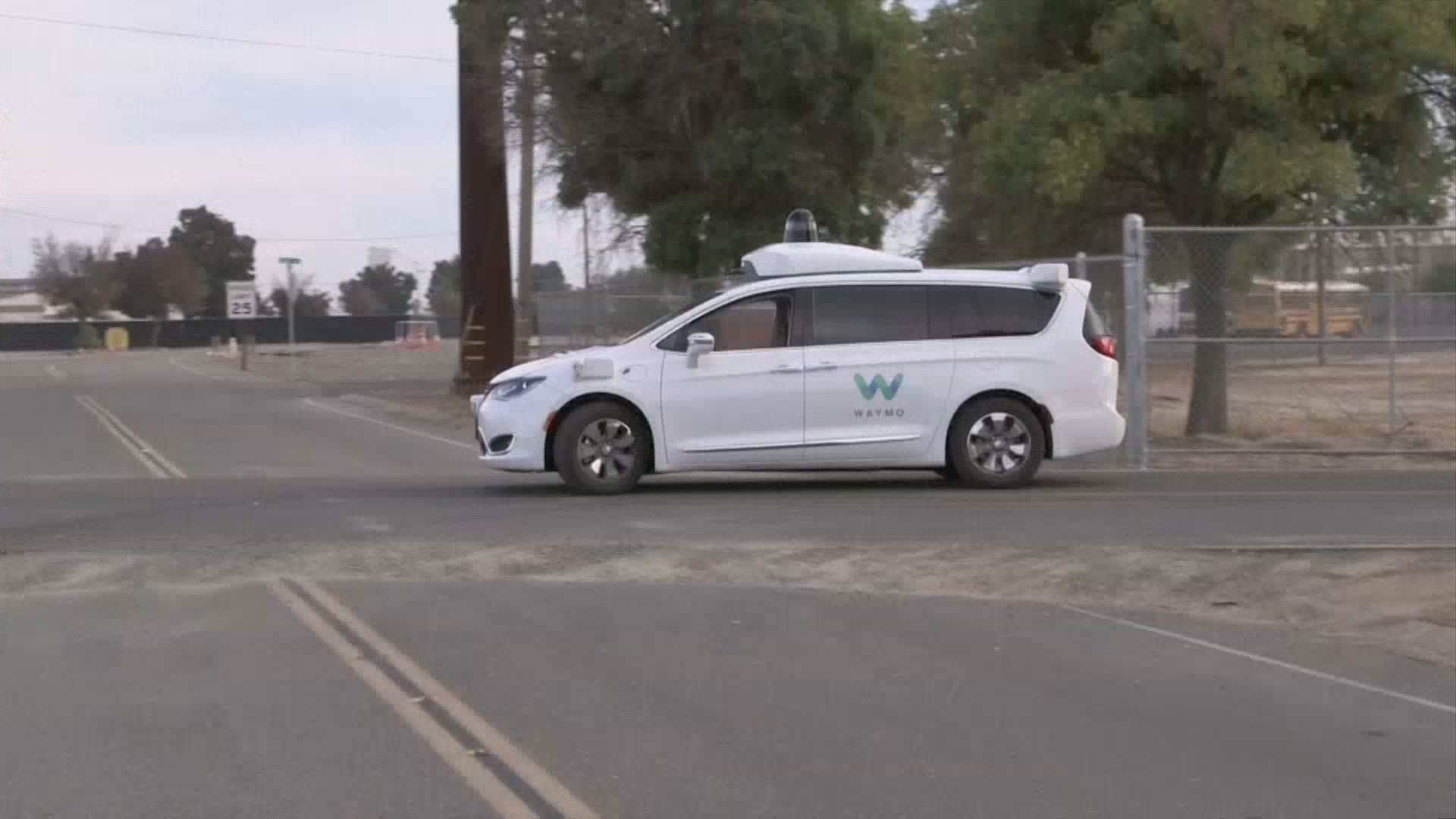 Phoenix public transit to try Waymo to connect more riders | 12news.com