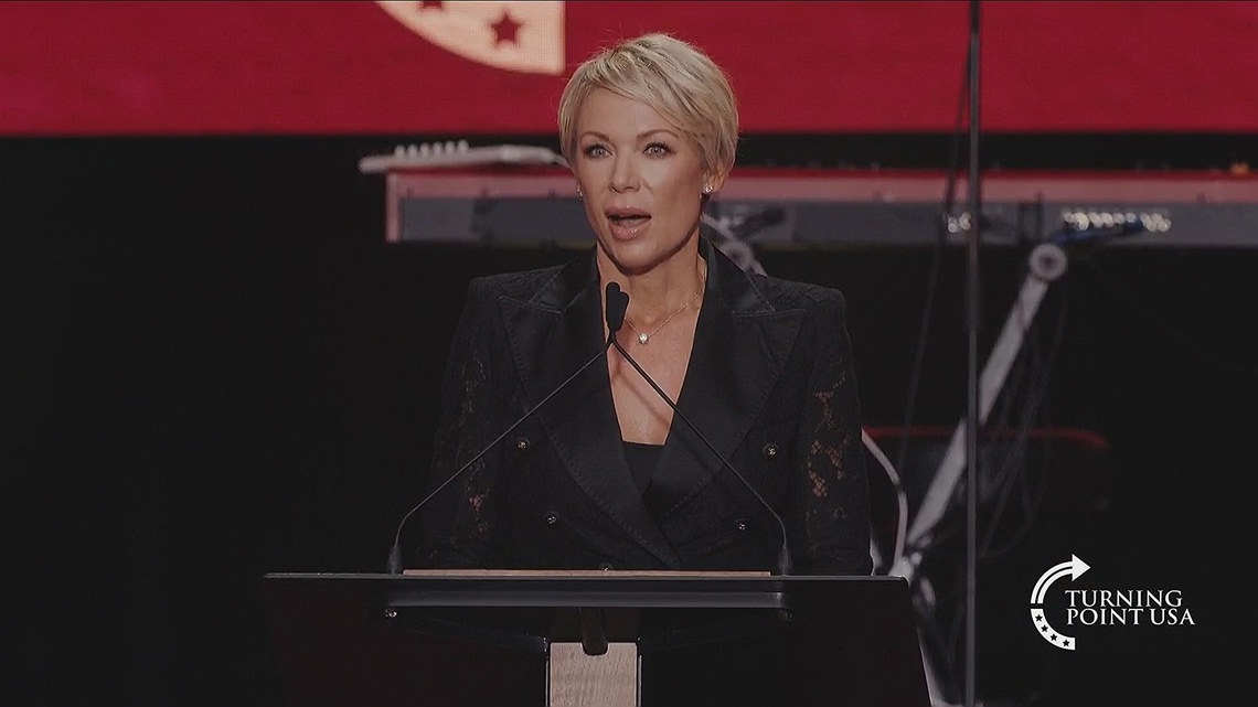 Stacy Sheridan Breaks Down On Stage. What She Reveals About Charlie ...