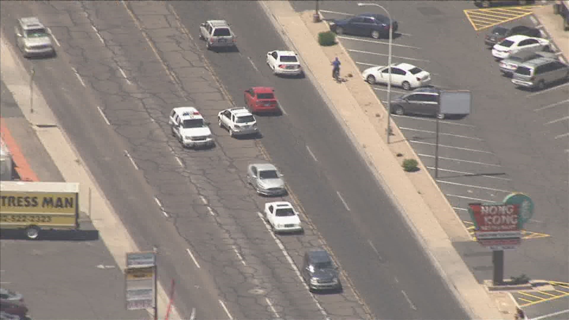 Auto theft suspect hospitalized, K9 dead after Phoenix carjackings, police chase | 12news.com