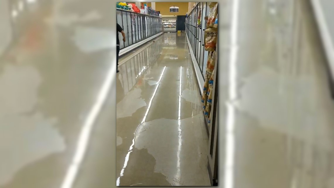 PHOTOS: Massive fire at Safeway in Phoenix at 35th Avenue and Northern ...