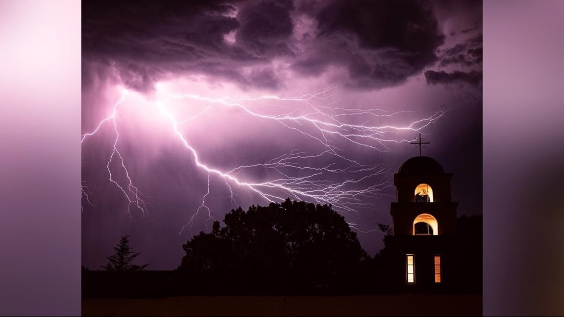 PHOTOS: Amazing lightning shots from Monsoon 2018 | 12news.com