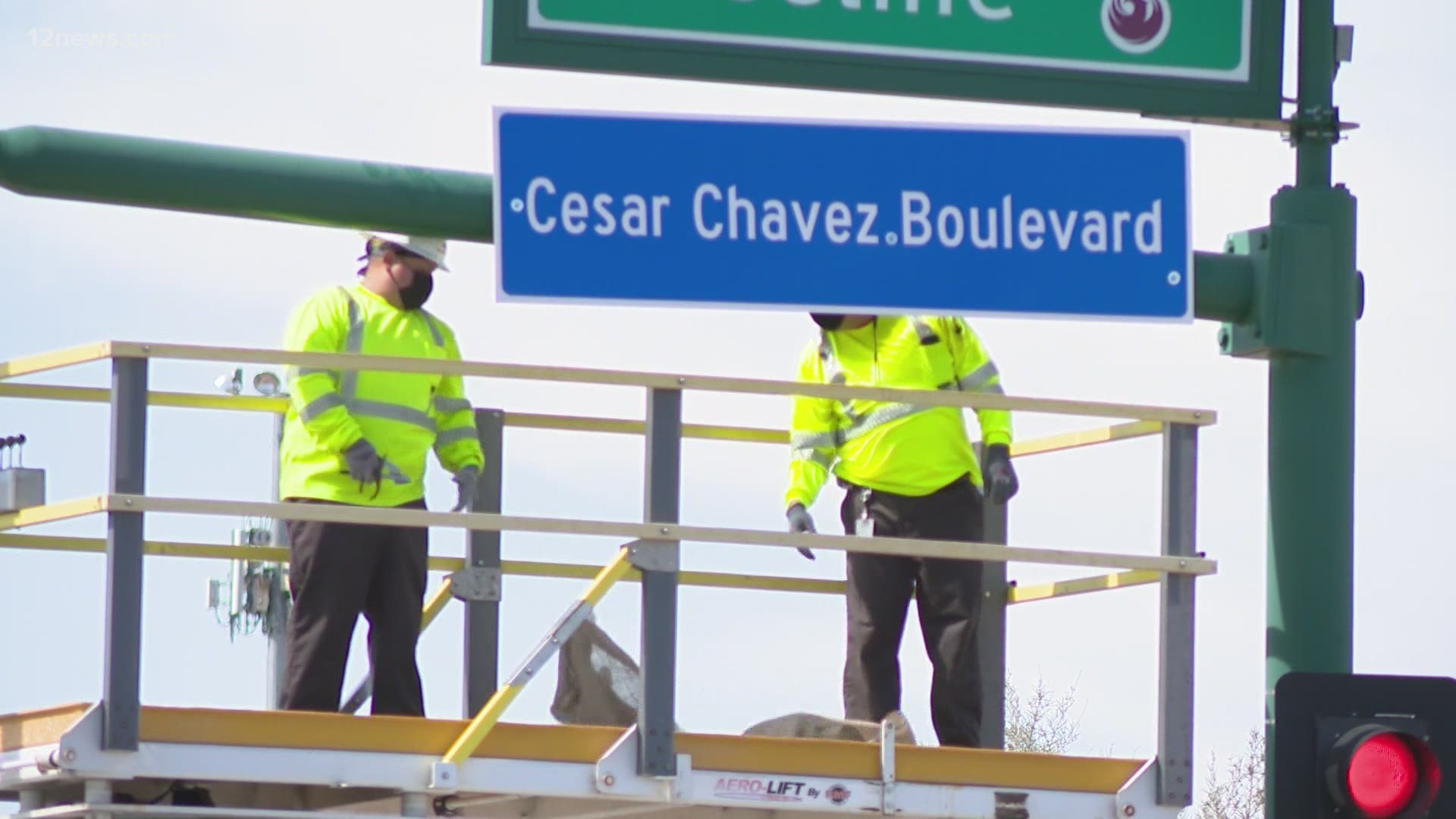 New street signs in Phoenix honor civil rights leader Cesar Chavez ...