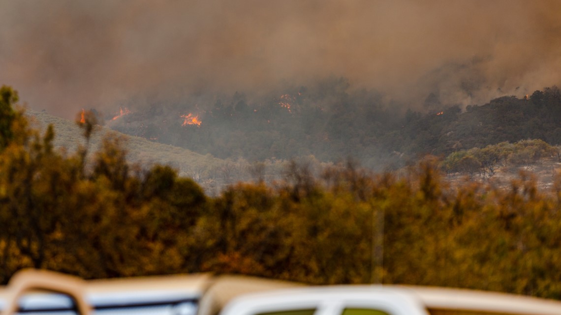 Telegraph Fire continues to burn near El Capitan | 12news.com