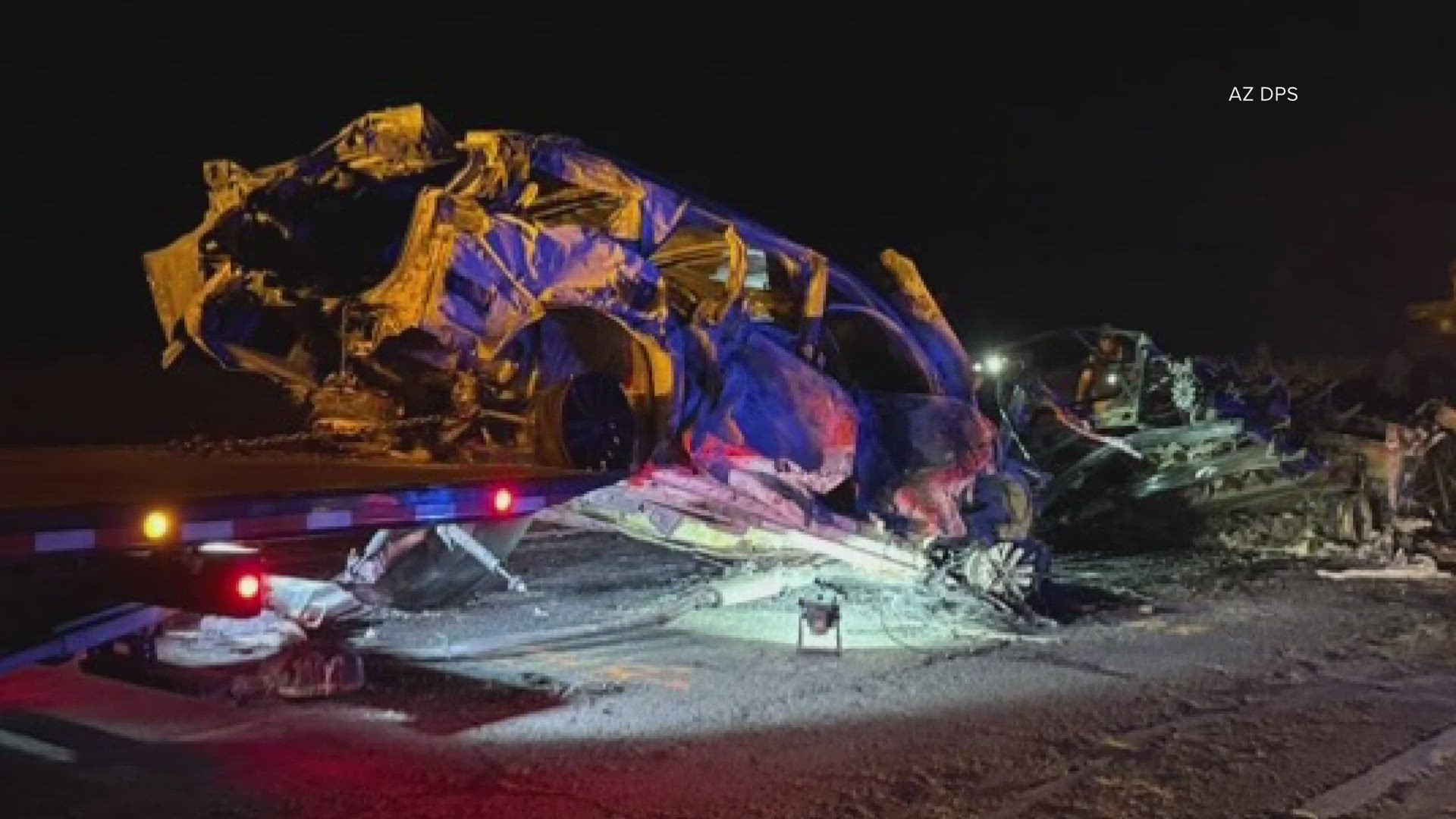 4 dead, 12 cars involved in fiery wreck on Arizona freeway | 12news.com