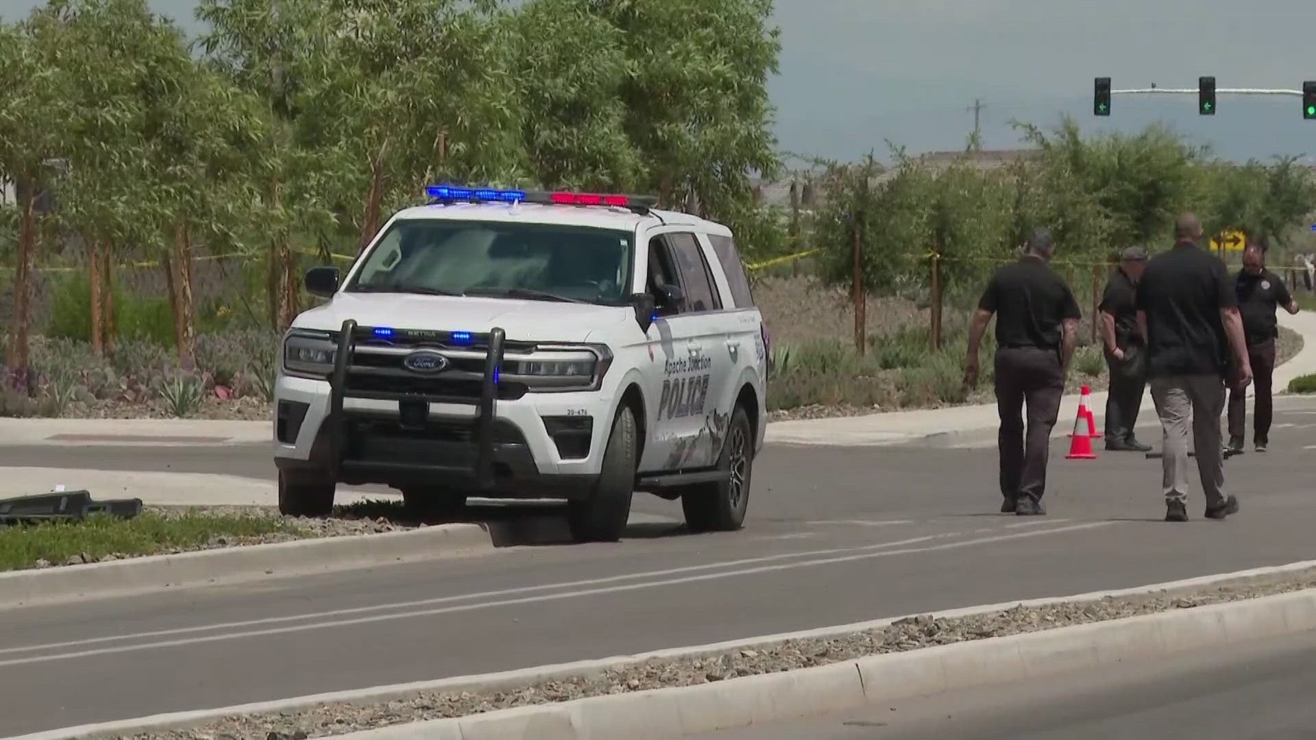 Officer hurt, suspect in custody after shooting in Apache Junction ...