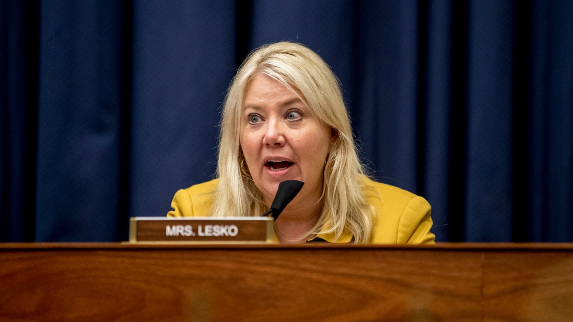 US Rep. Debbie Lesko quarantining after COVID-19 exposure | 12news.com