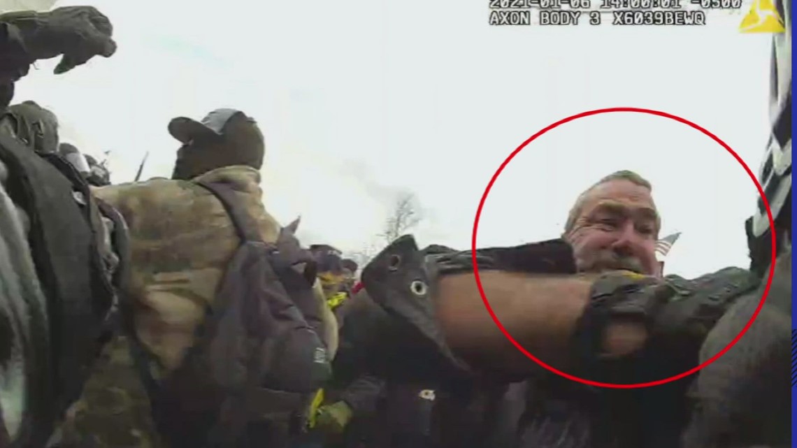 Arizona man gets prison sentence for Jan. 6 riot | 12news.com