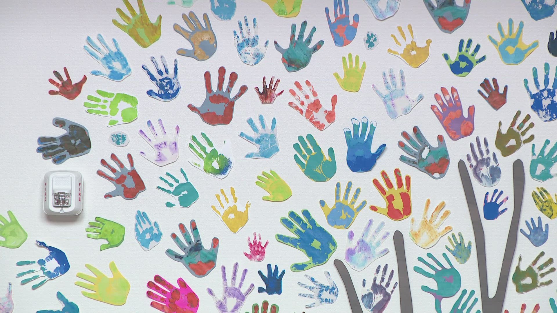 Gov. Hobbs, former Arizona governors help DCS open new youth facility | 12news.com