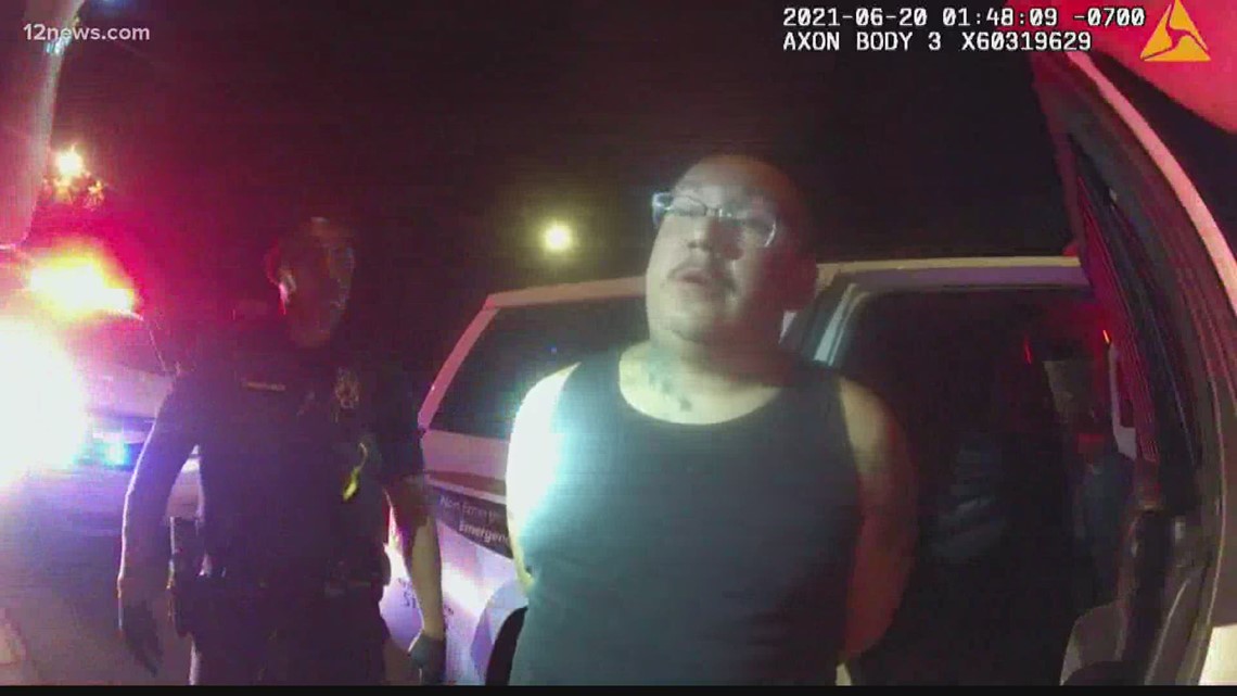 Video captures moment suspect opens fire on Phoenix police | 12news.com