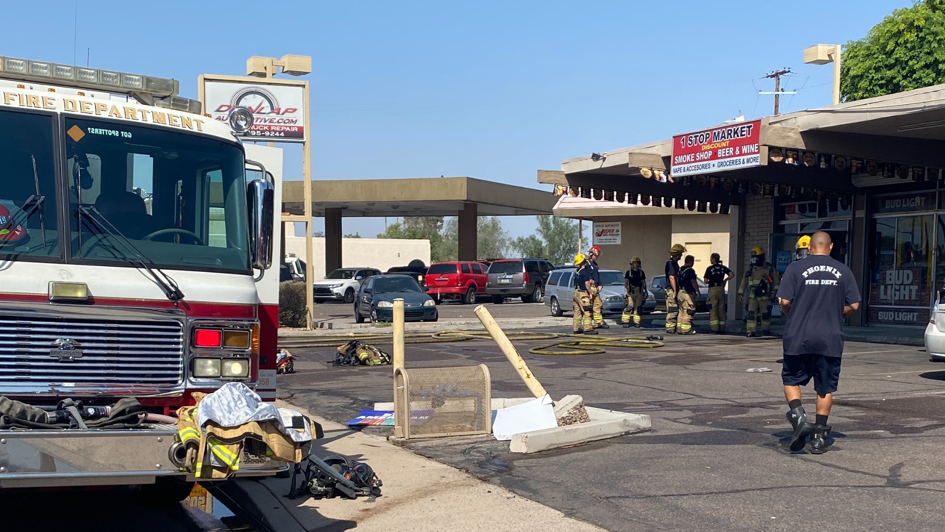 1 Stop Market in Phoenix catches on fire | 12news.com