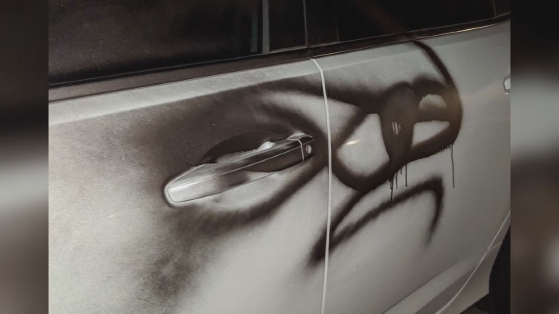 Vandals spray paint cars in Mesa neighborhood | 12news.com