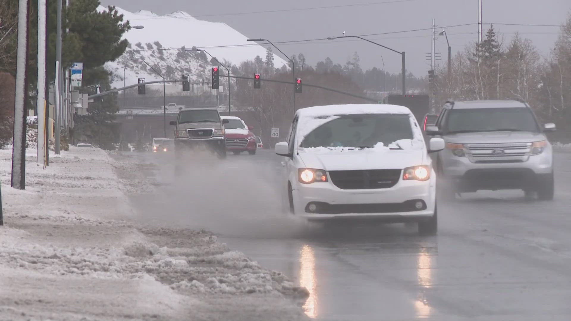 Flagstaff sees first significant snowfall of the season | 12news.com