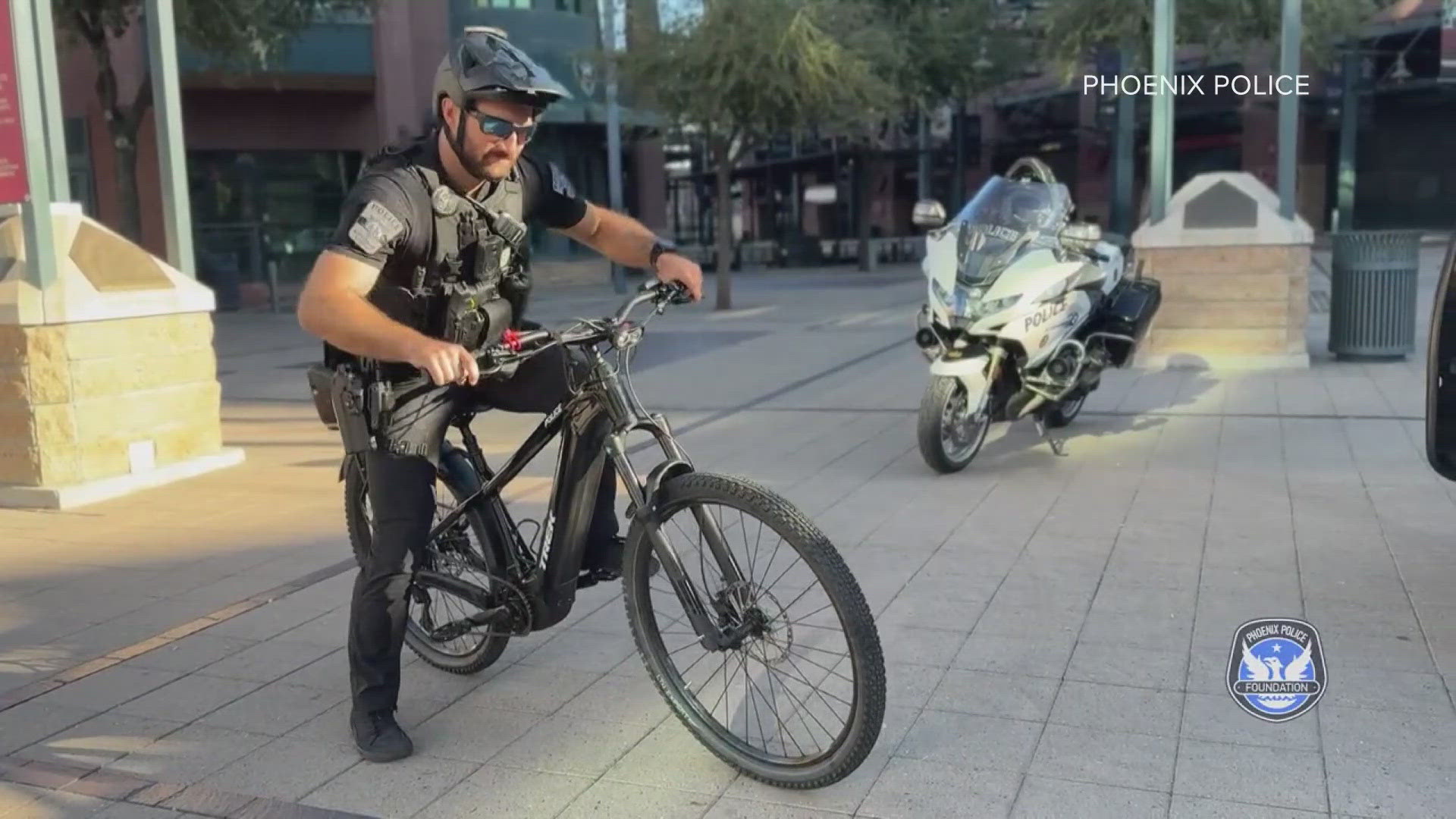 Phoenix police trade in traditional bikes for E-bikes for downtown ...