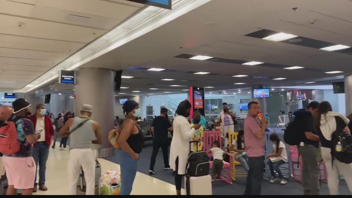 Rachel Cole - Anchor/reporter | 12news.com