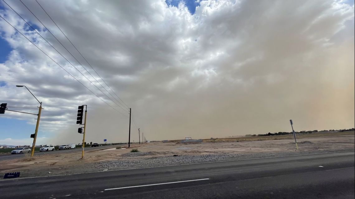 Dust storm seen across Phoenix area | 12news.com