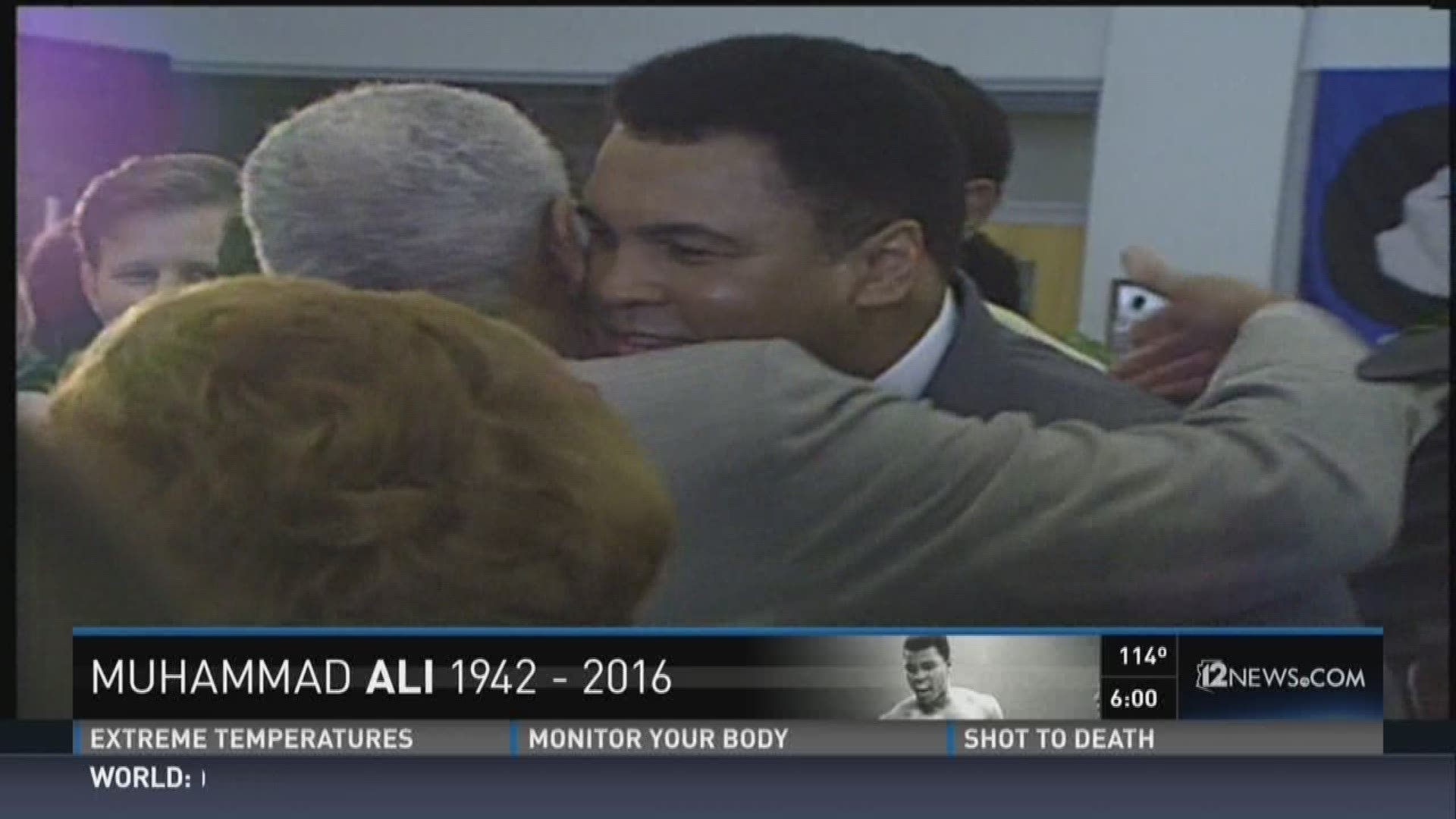 Fans gather outside hospital to remember boxing great, Muhammad Ali ...